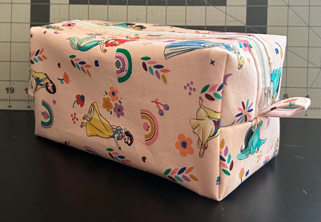 Disney Princess Large Travel Pouch & Makeup Bag | 9" Enchanted Cosmetic ...