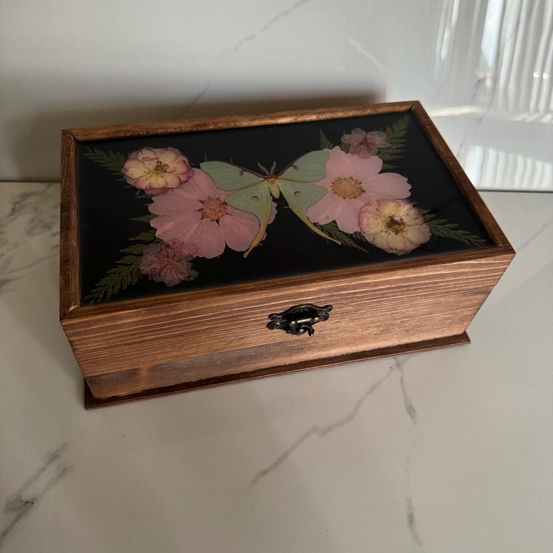 Luna Moth Jewelry Box - Etsy