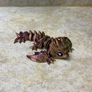 3D Printed Articulated 3 3/4" Rose Wyvern Dragon for Party Favors ...