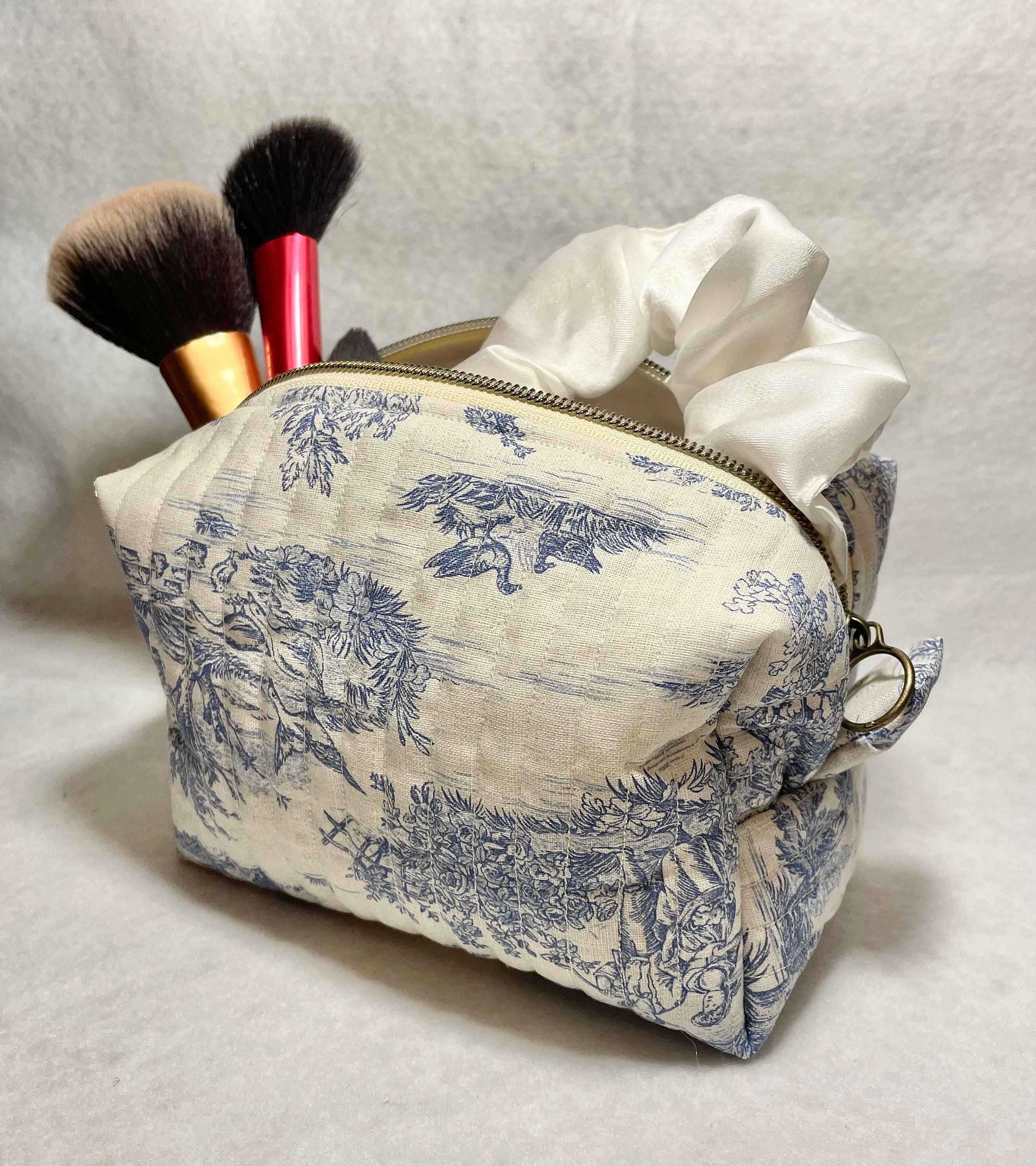 Vanity Case Toile De Jouy Pattern - Etsy