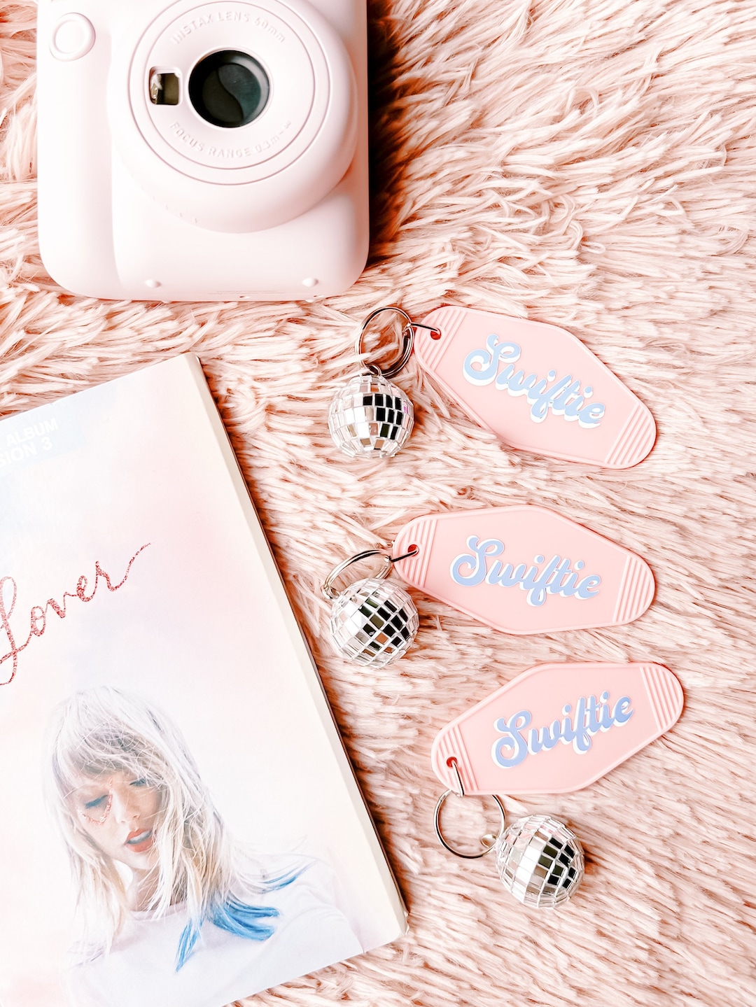 Swiftie Keychain Retro Motel Keychain Cute Accessories - Etsy