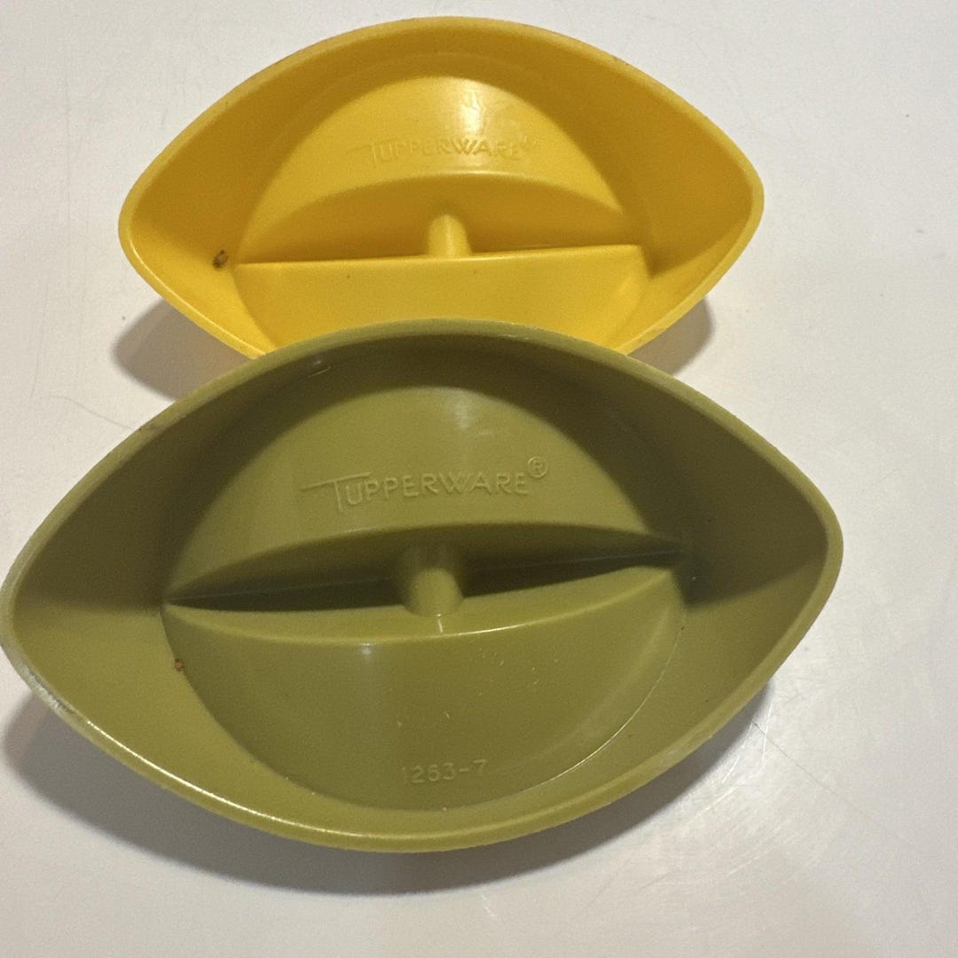 Tupperware #1263 Avocado Green and Yellow Knife Rest Kitchen Gadget ...