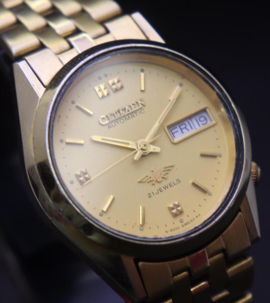 Vintage Citizen Automatic Day Date Movement No. 8200A Japan Made Men's ...