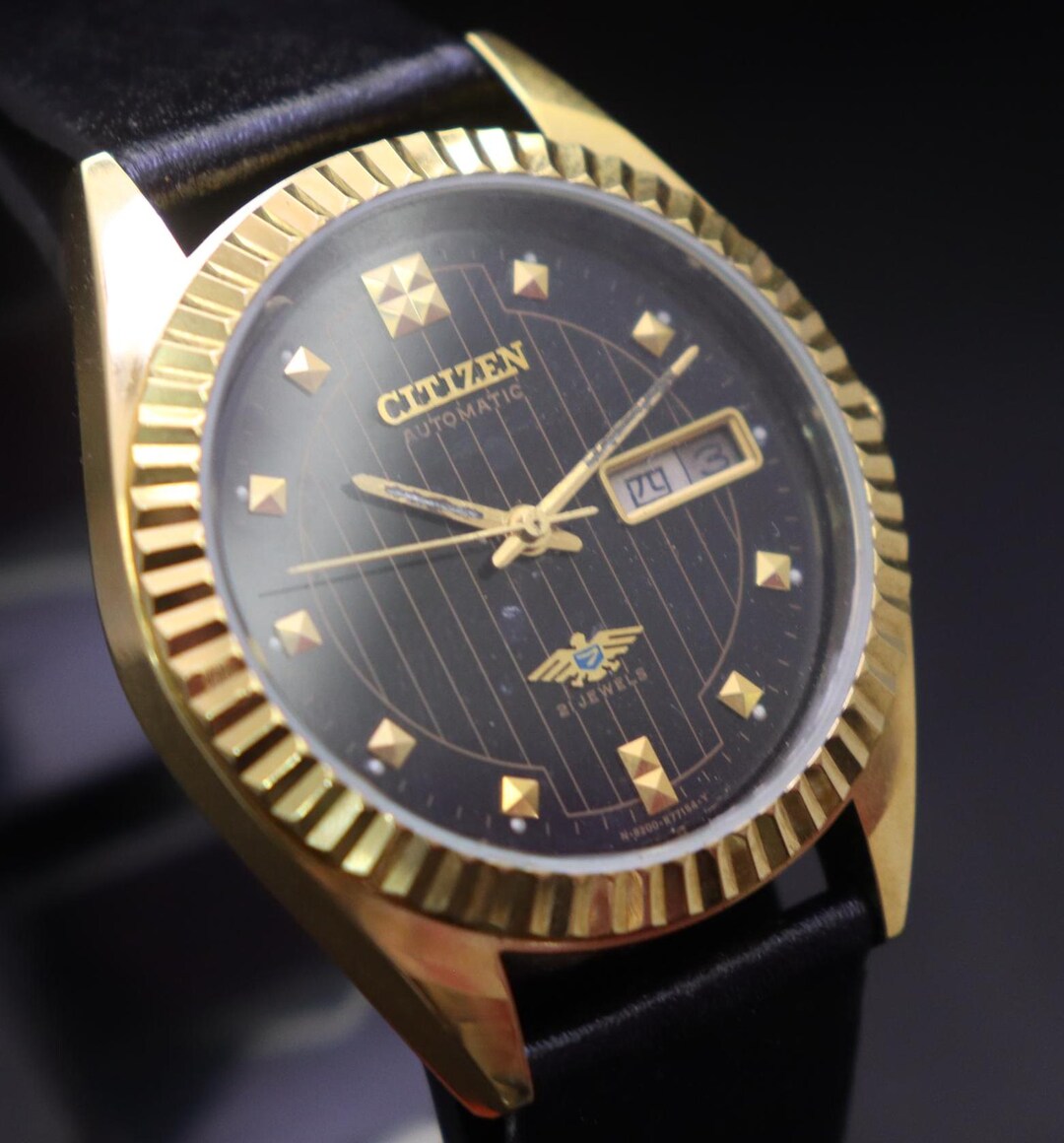 Vintage Citizen Automatic Day Date Movement No. 8200A Japan Made Men's ...