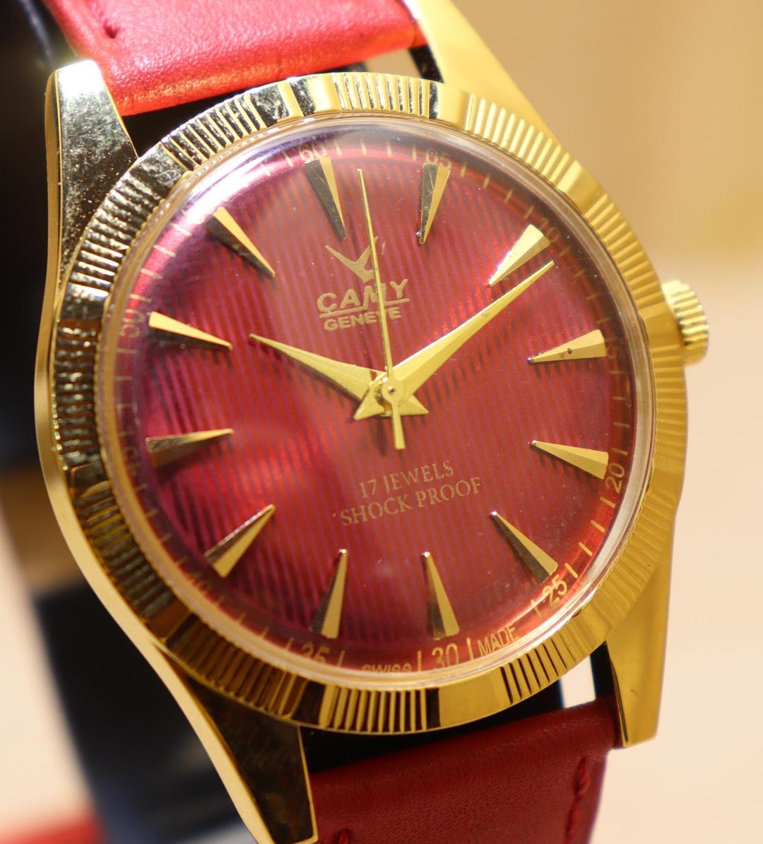 Vintage Camy Hand Winding Swiss Made Movement 17 Jewels Red Dial Men's ...