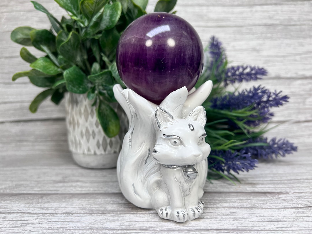 Nine-tailed Fox Sphere Stand, White and Silver Nine-tailed Fox, 9 Tail ...