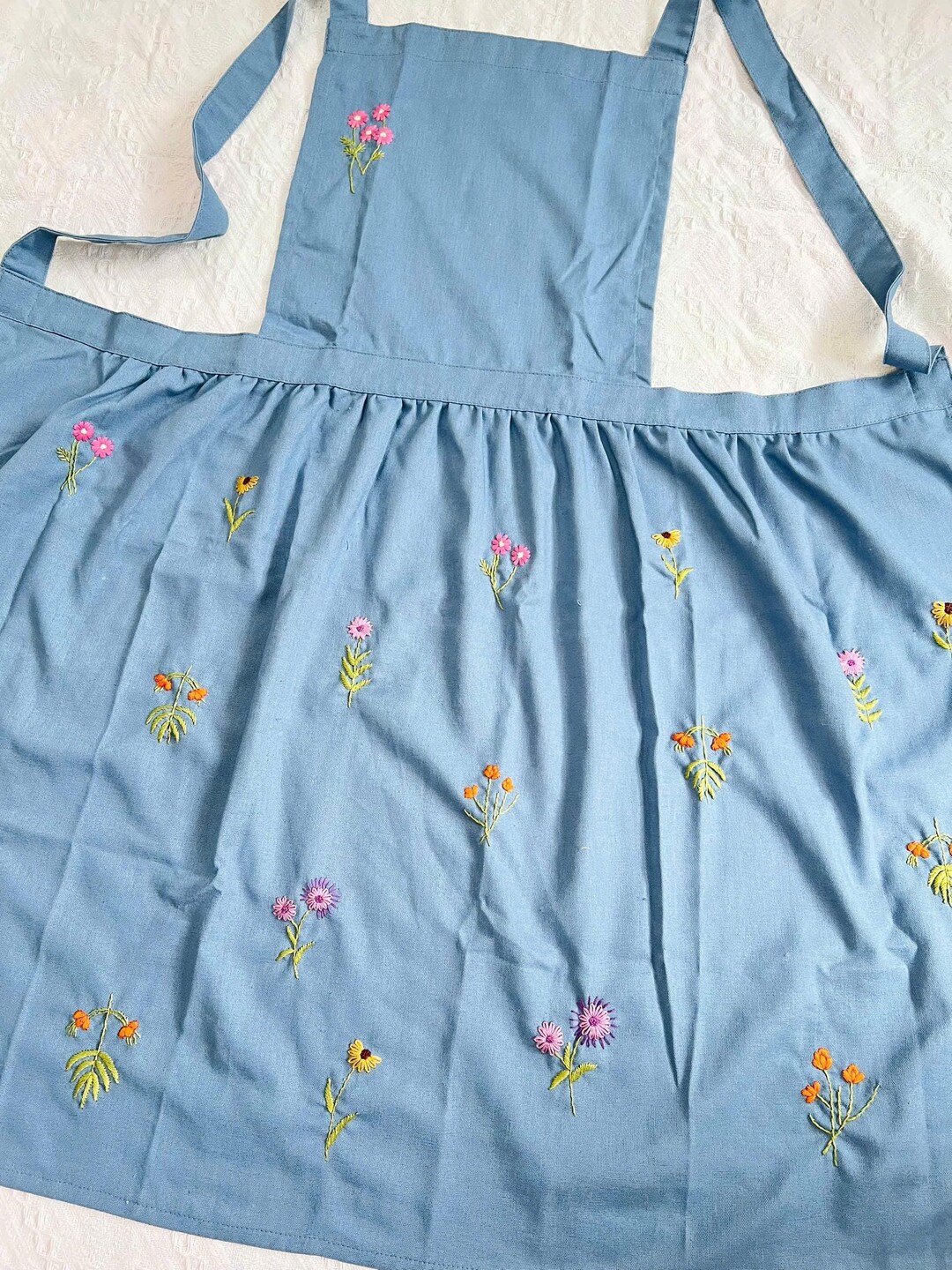Personalized Hand Embroidered Apron Women, Flower Embroidered Apron ...