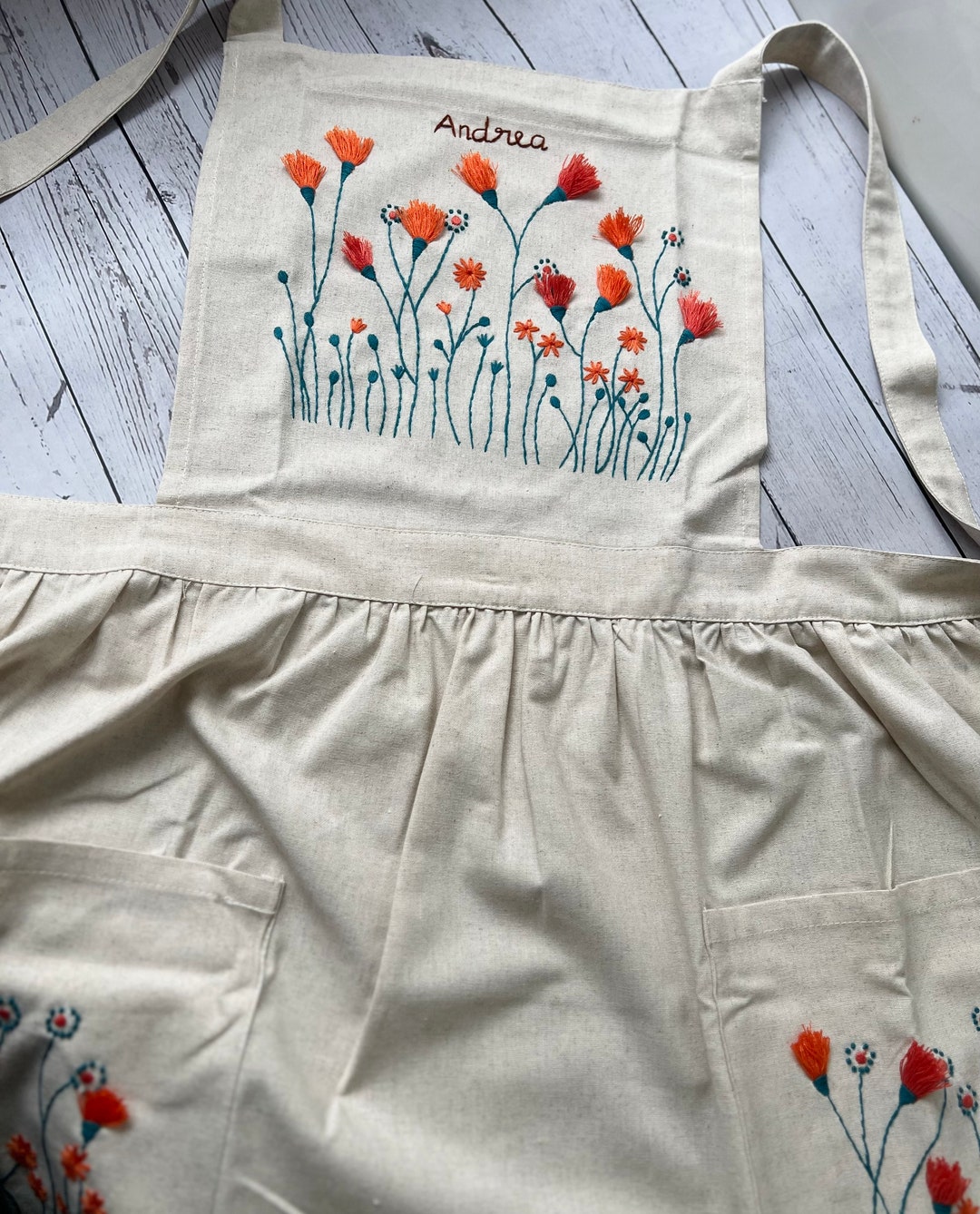 Floral Embroidered Apron for Women, Personalized Hand-embroidered Apron ...