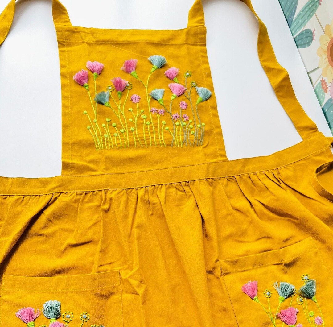 Floral Embroidered Apron for Women, Personalized Hand-embroidered Apron ...