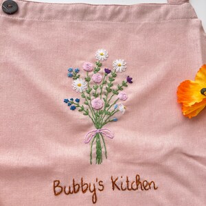 Flower Bouquet Embroidered Apron for Women, Hand-embroidered Apron ...