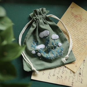 Floral Drawstring Bag Embroidery, Embroidered Floral Pouch, Daisy ...