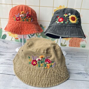 Custom Hand Embroidery Floral Bucket Hat, Daisy Embroidered Bucket ...