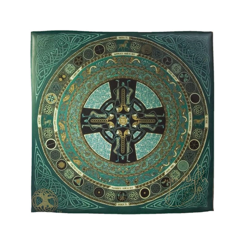 Celtic Knotwork Duvet Cover: Irish Bedroom Decor, Microfiber Bedding ...