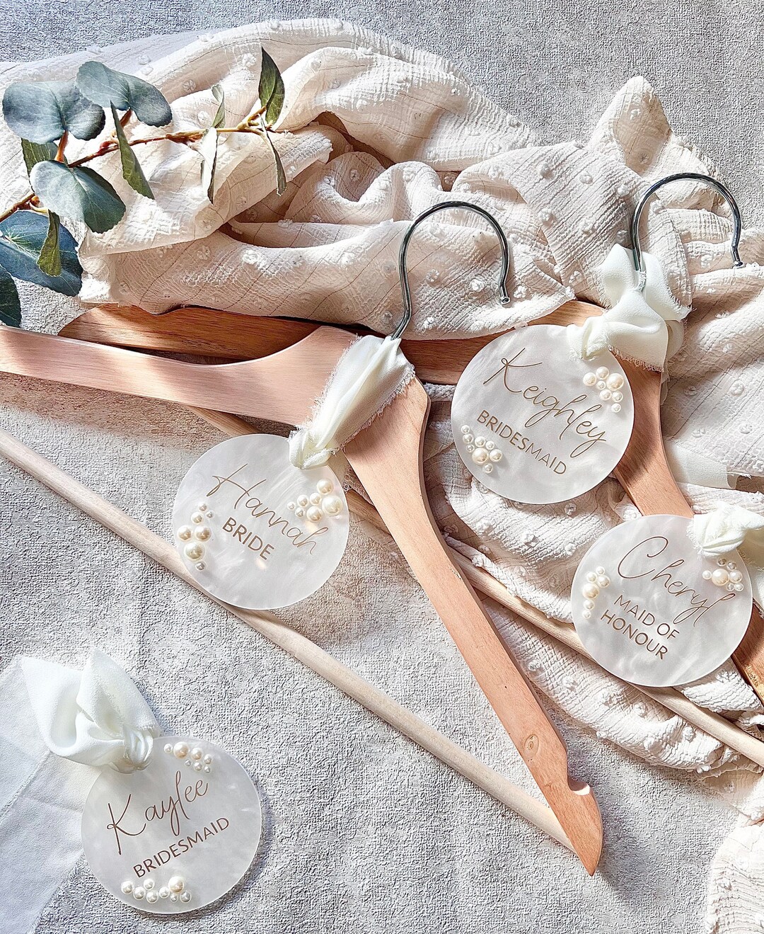 Personalised Wedding Hanger, Hanger Tags, Pearl Wedding Decor, Acrylic ...