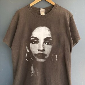 Comfort Color Sade Gift, Fans Adu Sade Love Deluxe Music ,pop Music ...