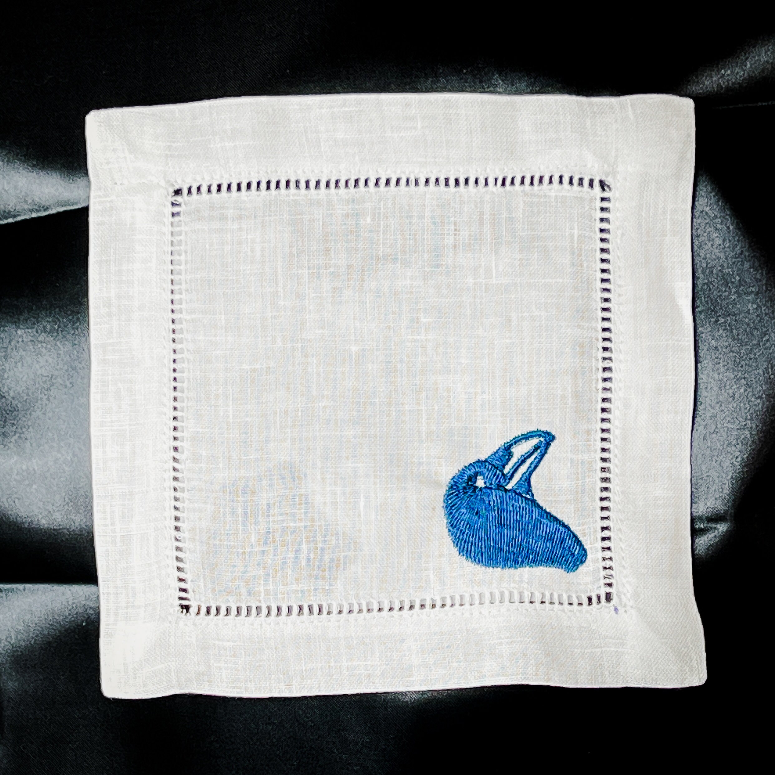 Hogwarts House Mascots Embroidered Linen Cocktail Napkins set of 4 ...