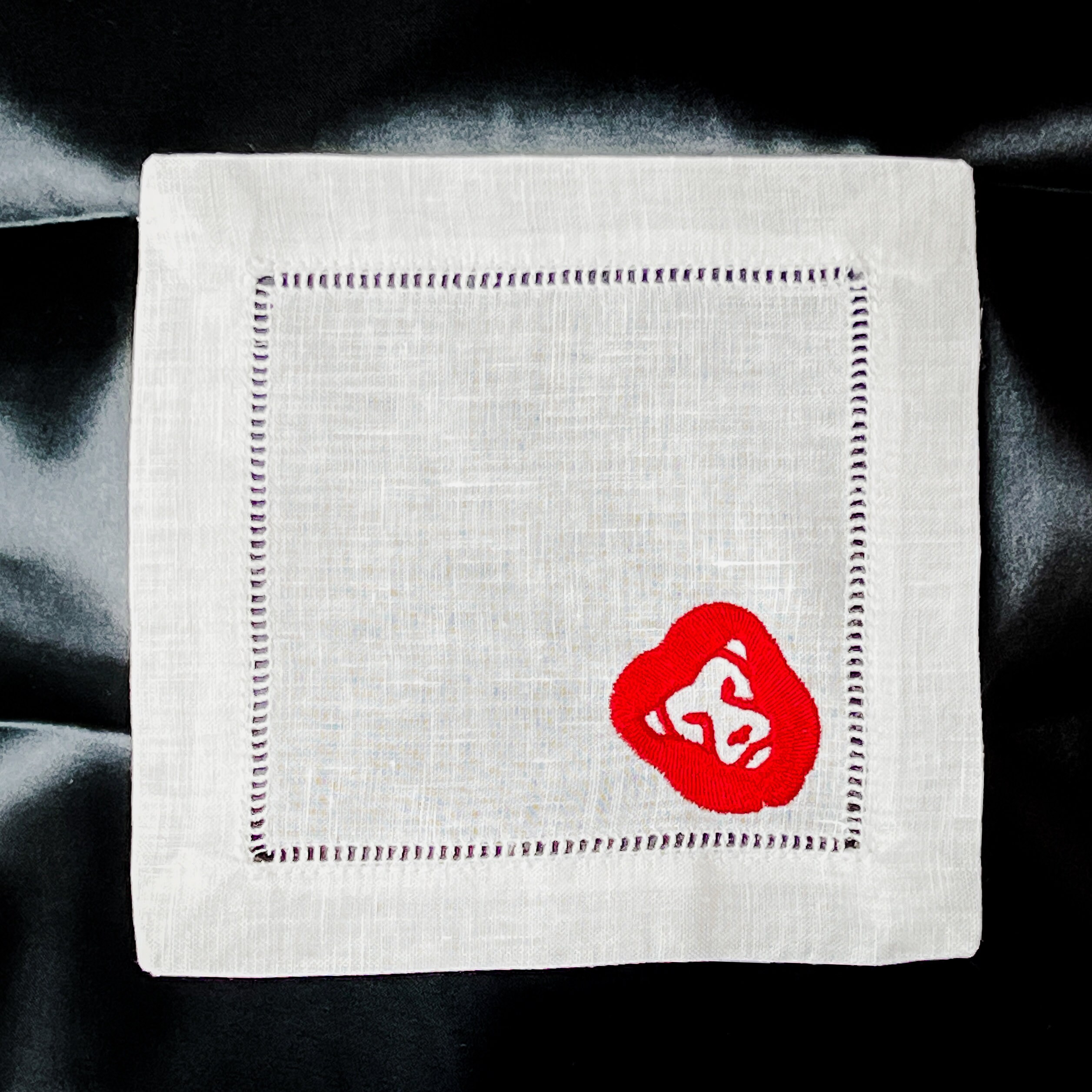 Hogwarts House Mascots Embroidered Linen Cocktail Napkins set of 4 ...