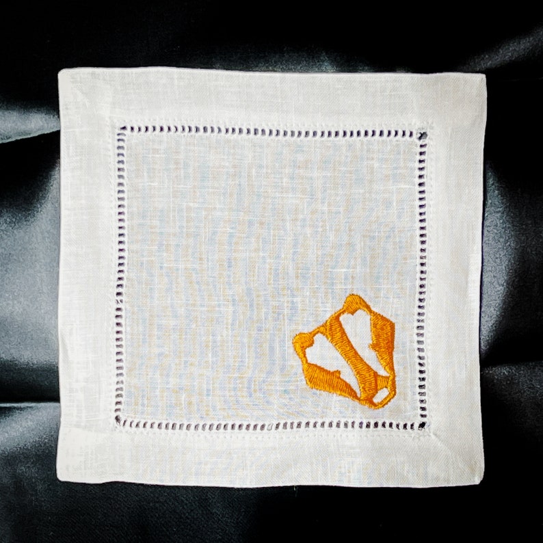 Hogwarts House Mascots Embroidered Linen Cocktail Napkins set of 4 ...