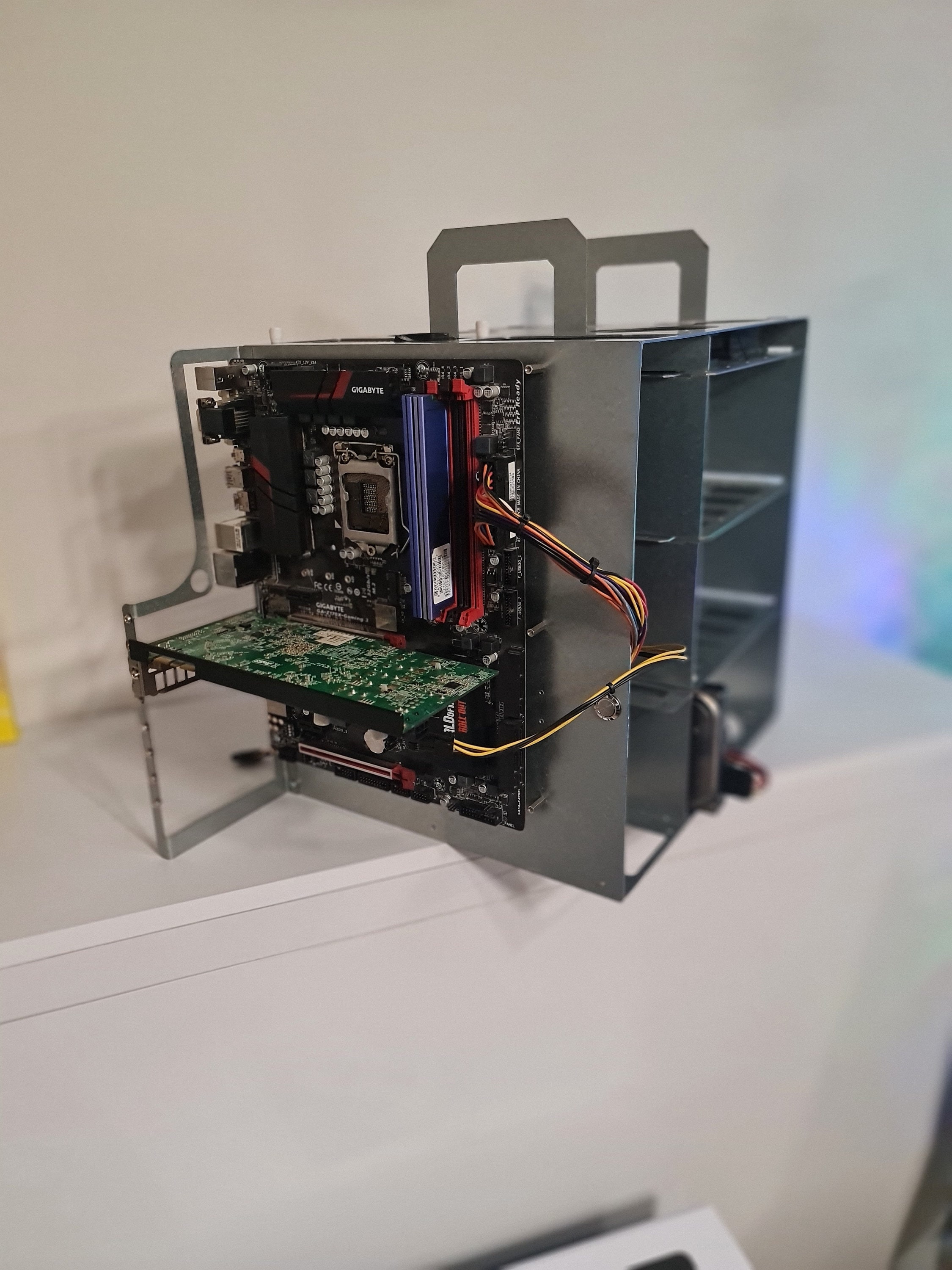 S-CASE 2 Atx RAW / Open Pc Case / Test Bench / Server Case up to 32 Hdd ...