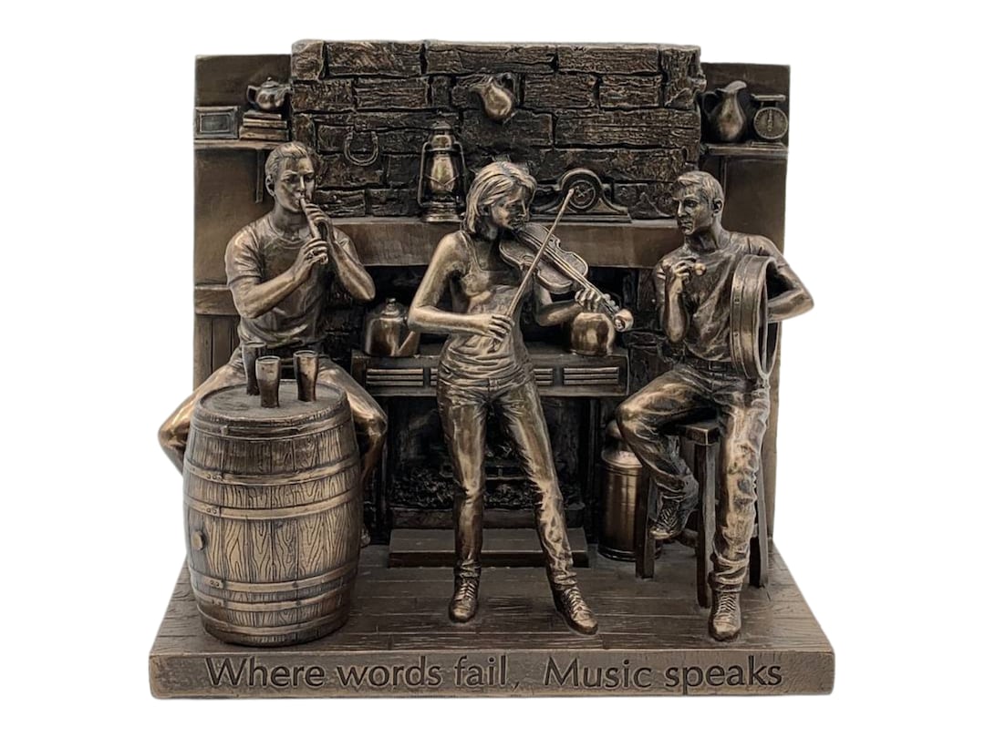 Irish Pub Musicians Figurine, It Depicts a Woman Playing a Fiddle and a ...