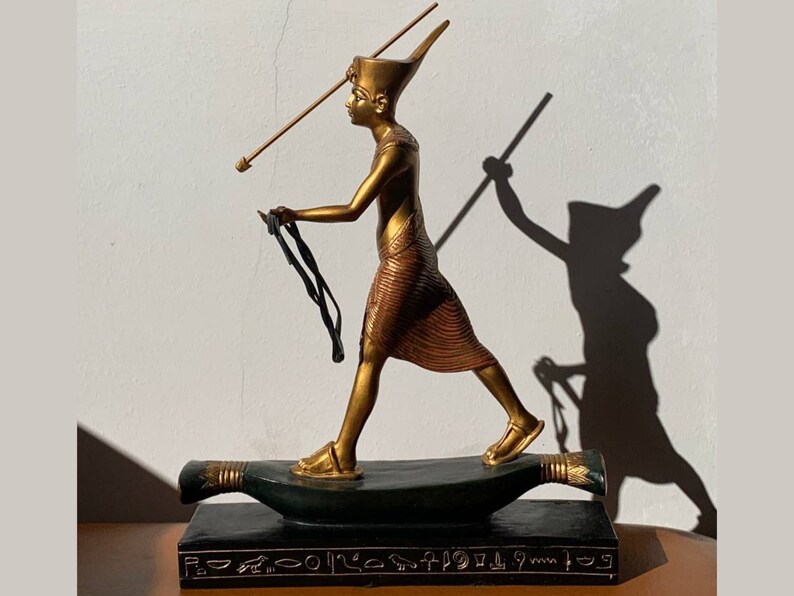 Ancient Egyptian Tutankhamun's Hunting on Raft Figure, Colorful Hand ...