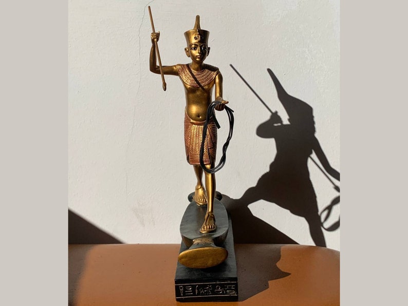 Ancient Egyptian Tutankhamun's Hunting on Raft Figure, Colorful Hand ...