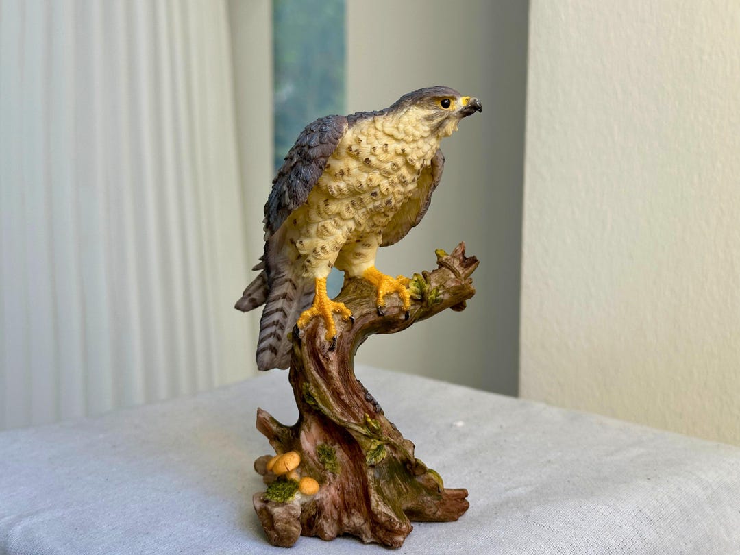 Peregrine Falcon Statue: Realistic Resin Raptor Sculpture - Etsy