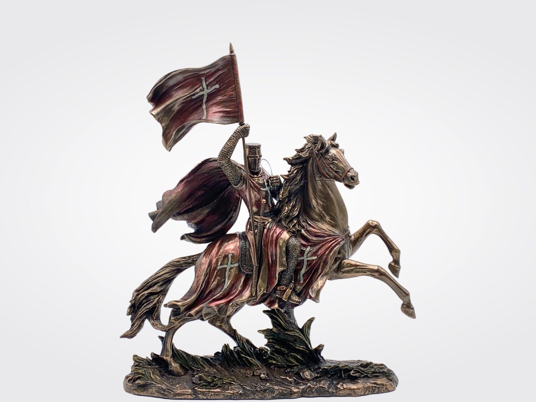 Crusader Knight Statue. Medieval Knight Figurine. - Etsy