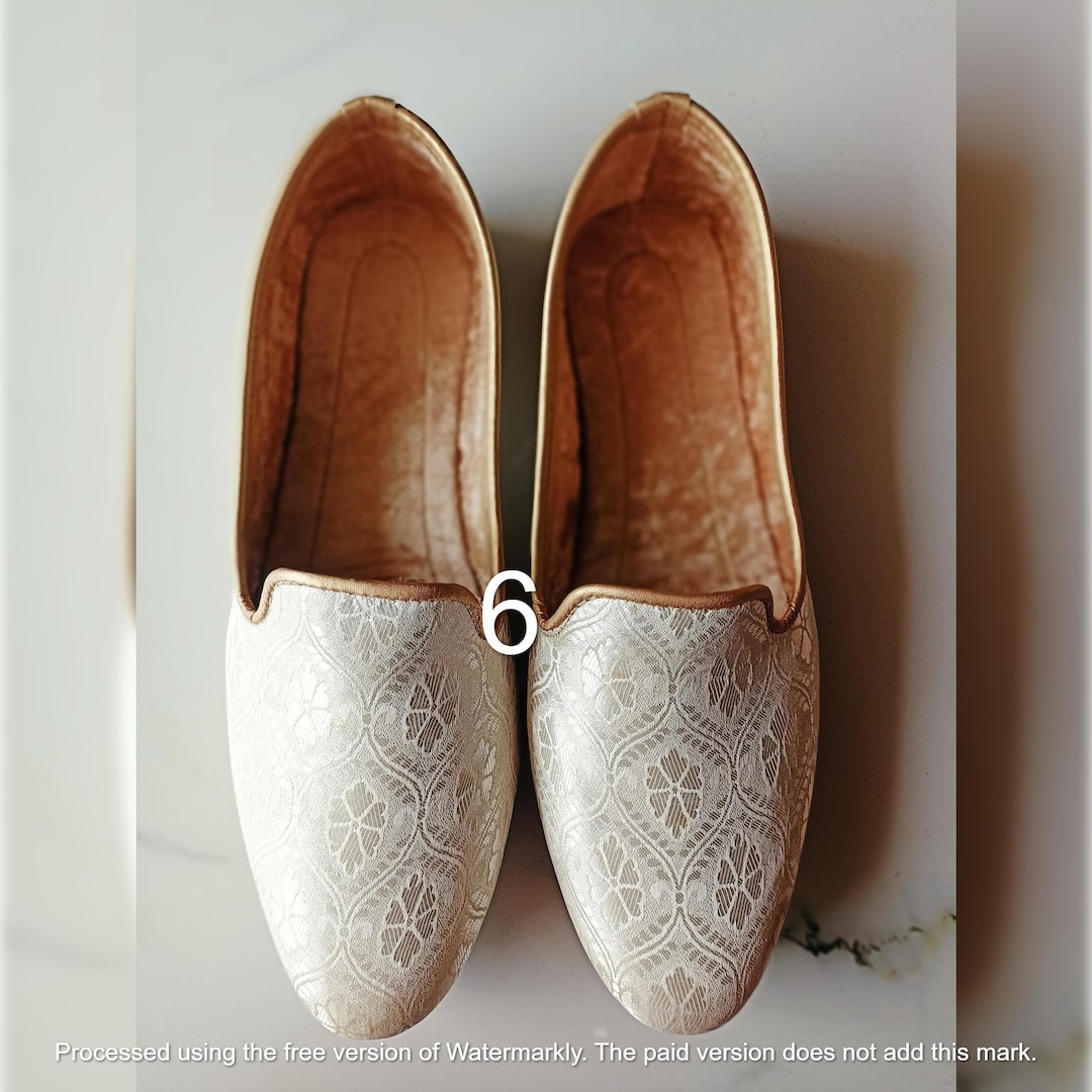 Men’s Silver White Mojari Shoes | Handmade Indian Jutti for Wedding ...