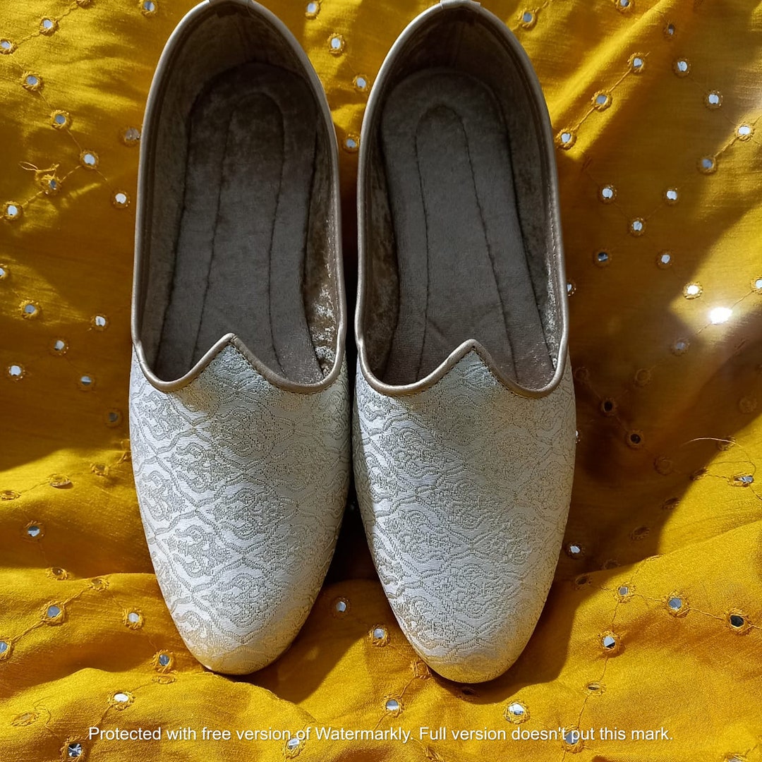 Off White Brocade Mojari Shoes for Men, Handmade Indian Jutti Loafers ...