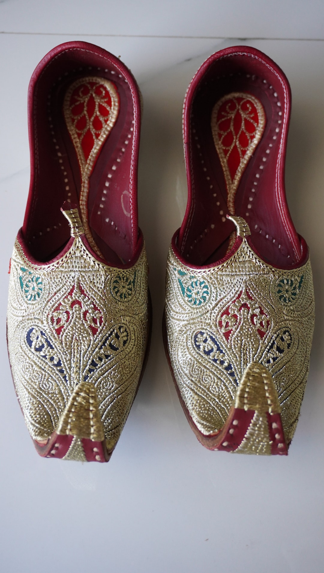 Golden Embroidered Punjabi Jutti for Men | Pakistani Khussa Wedding ...