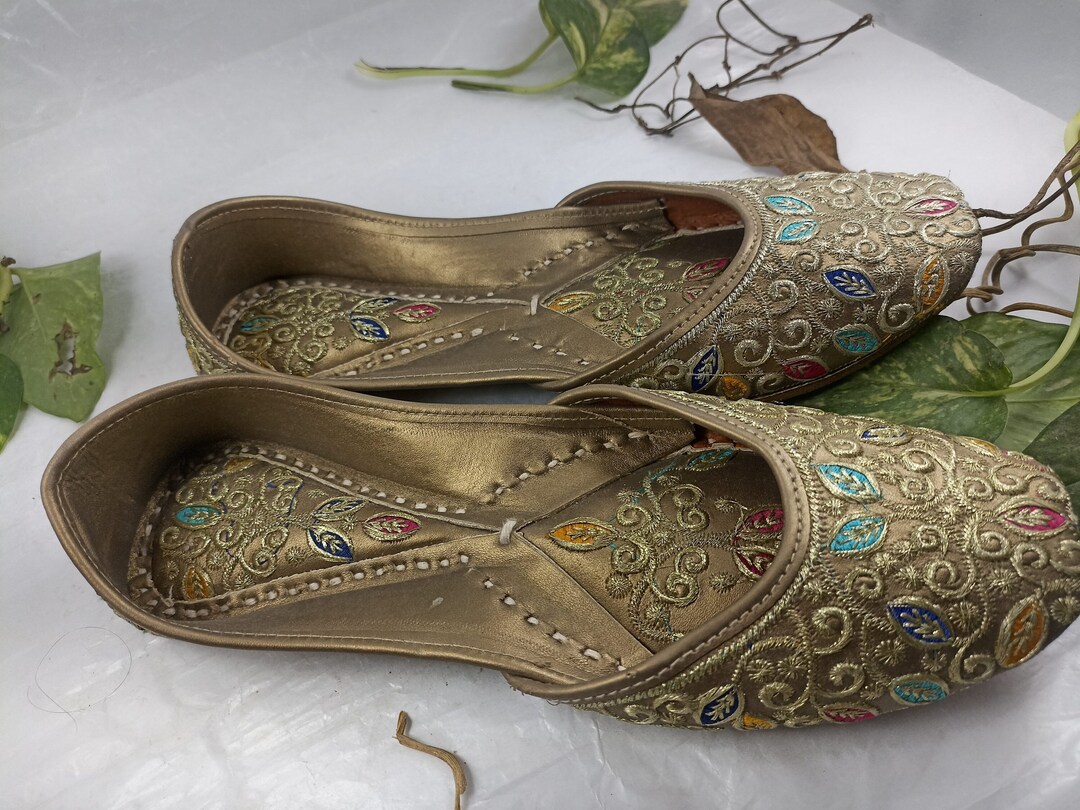 Handmade Gold Punjabi Jutti - Leather Woman Jutti, Bridal Shoes for ...