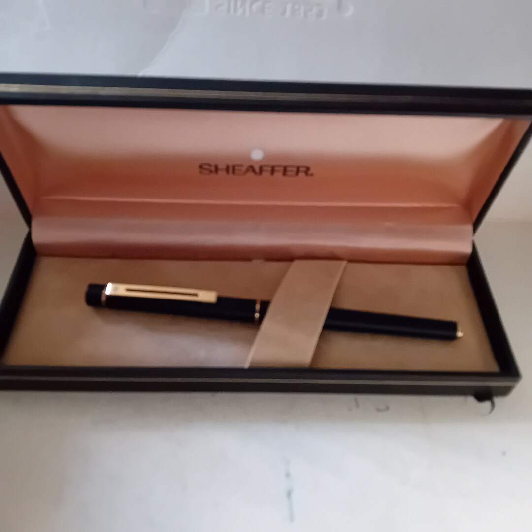 Mint Sheaffer TRZ 80 Matte Black Rollball Pen Gold Trim Boxed - Etsy