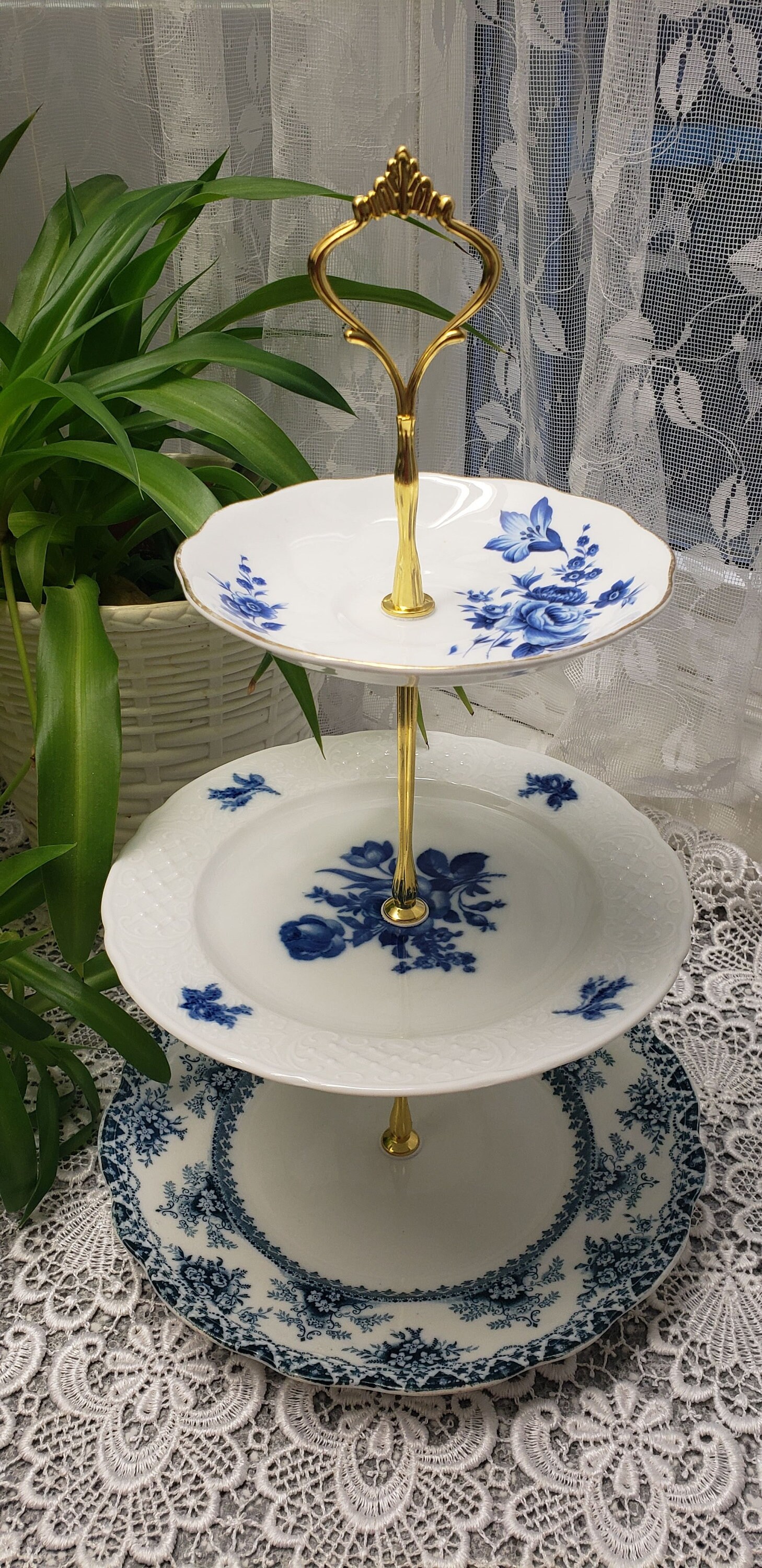 Handcrafted 3 Tier Cake Stand, Blue and White Royal Grafton Fine Bone ...
