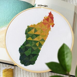 Madagascar Map Cross Stitch Pattern. Modern Simple Xstitch PDF Chart ...