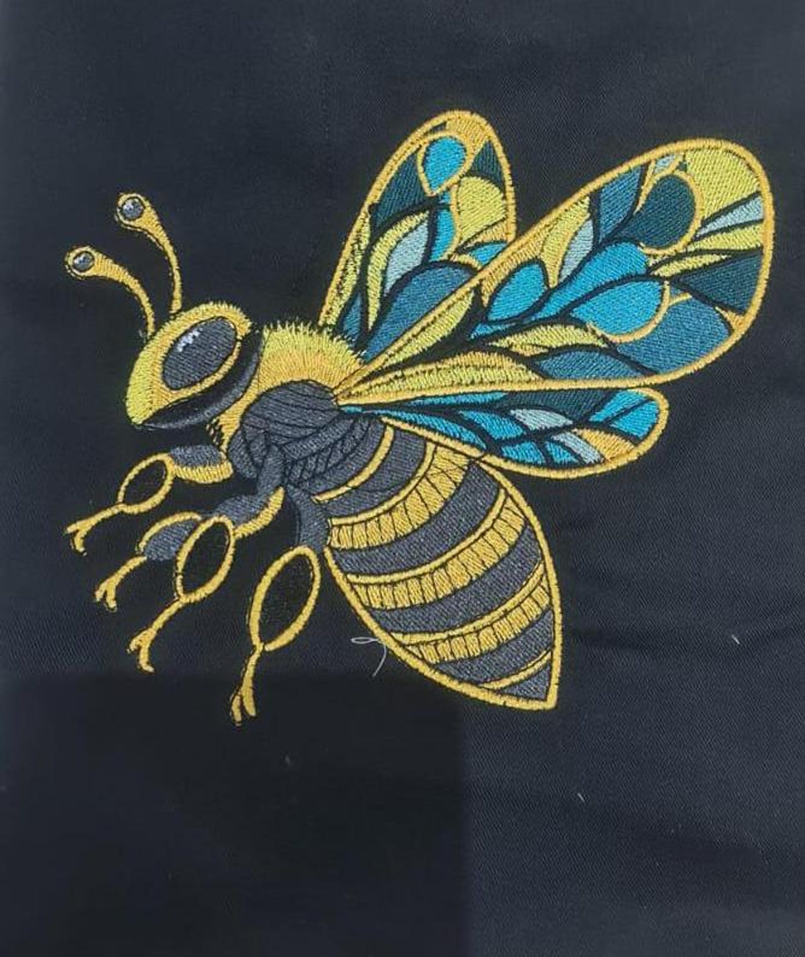 Colorful Bee Machine Embroidery Design: 3 Sizes (instant Download) - Etsy
