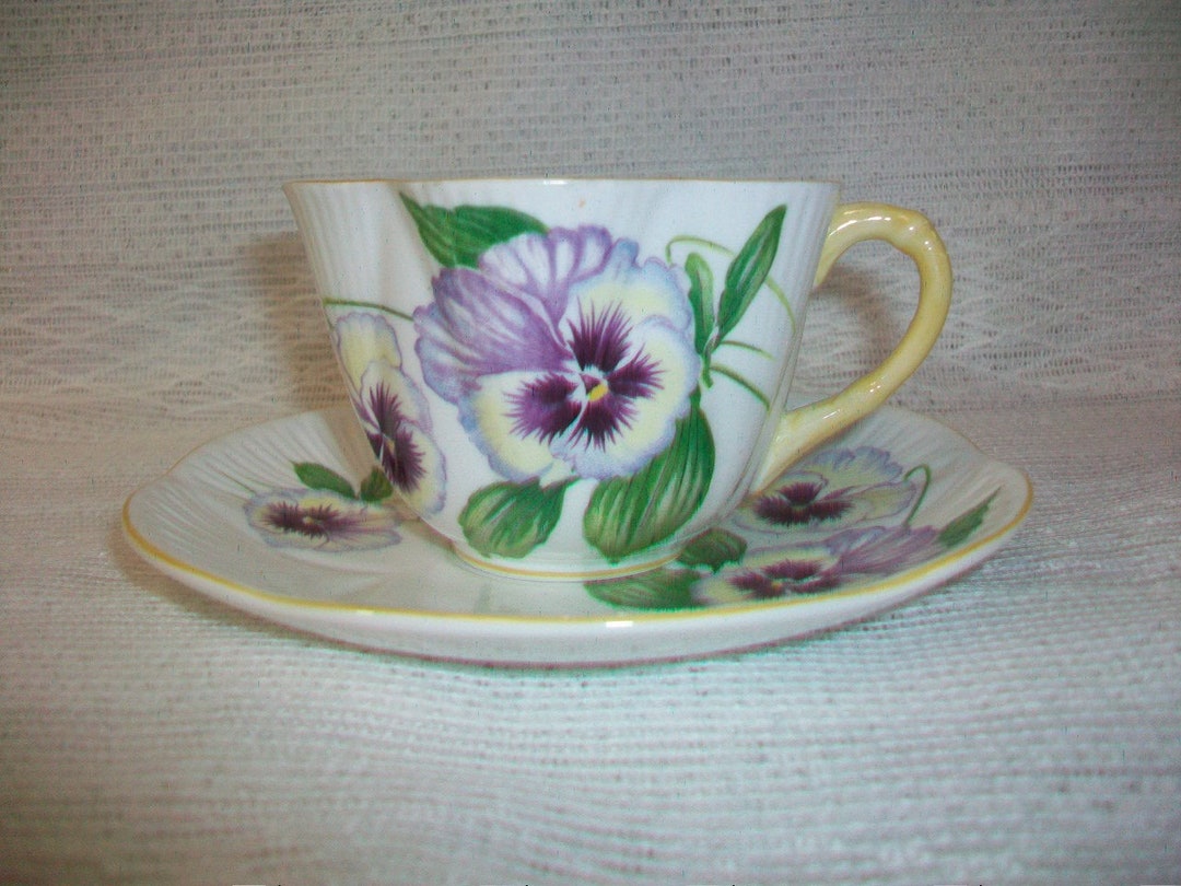 Vintage Shelley Teacup & Saucer - Shelley Pansy #13823 - Dainty Shape ...