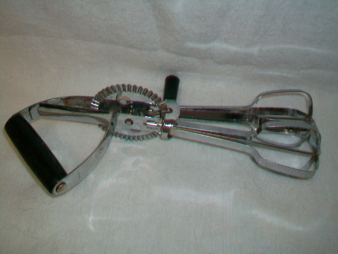 Vintage Ecko Hand Crank Egg Beater Mixer With Angled Handle Stainless ...