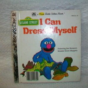 1983 Sesame Street Golden Book i Can Dress Myself Nice Vintage ...