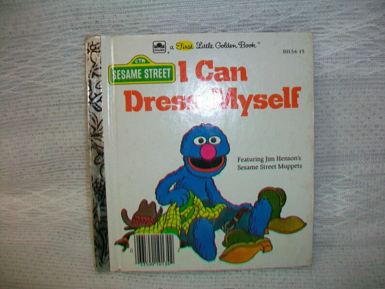 1983 Sesame Street Golden Book i Can Dress Myself Nice Vintage ...