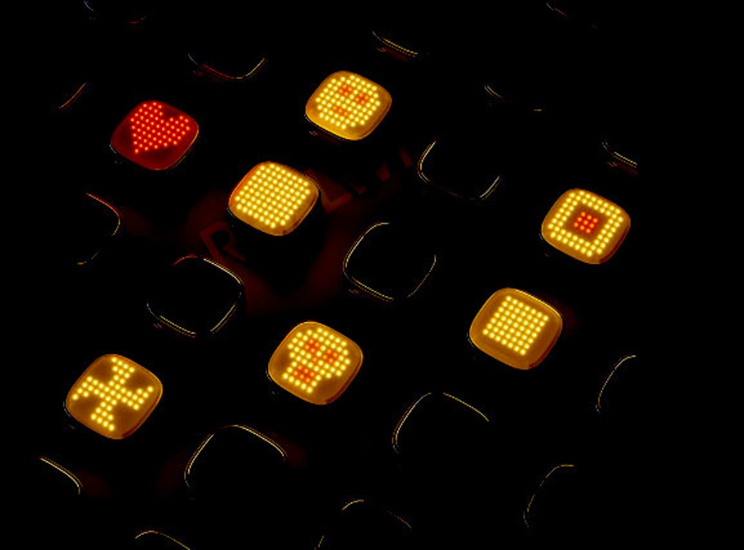 Bicycle Brake Light - SEVEN Dynamic Emoji Icons - Etsy