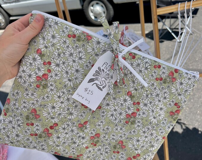 Strawberry Laptop Case - Etsy