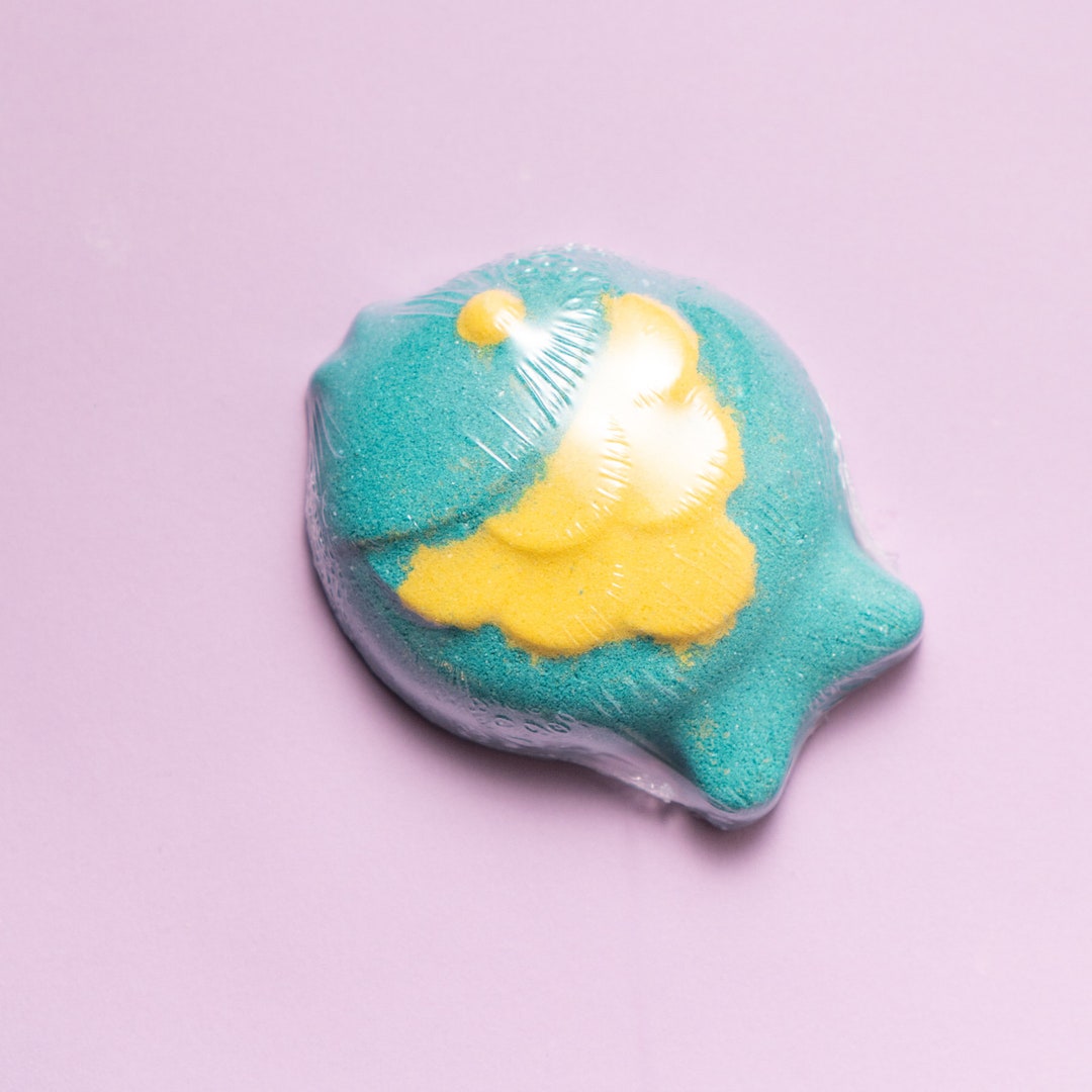 COCO CORAL Bath Bomb. Tropical Scent Bathbomb With Precious Oils. Cute ...