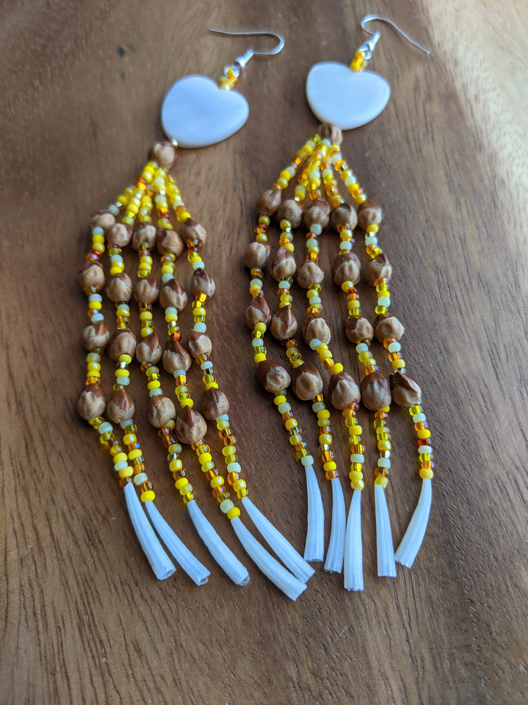 Navajo Handmade Juniper Berry Seeds, Glass Seeds, Dentalium Shells, and ...