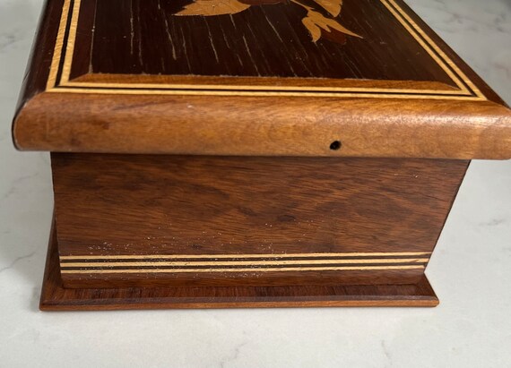 Vintage Wooden inlay Floral Jewelry Box - Gem