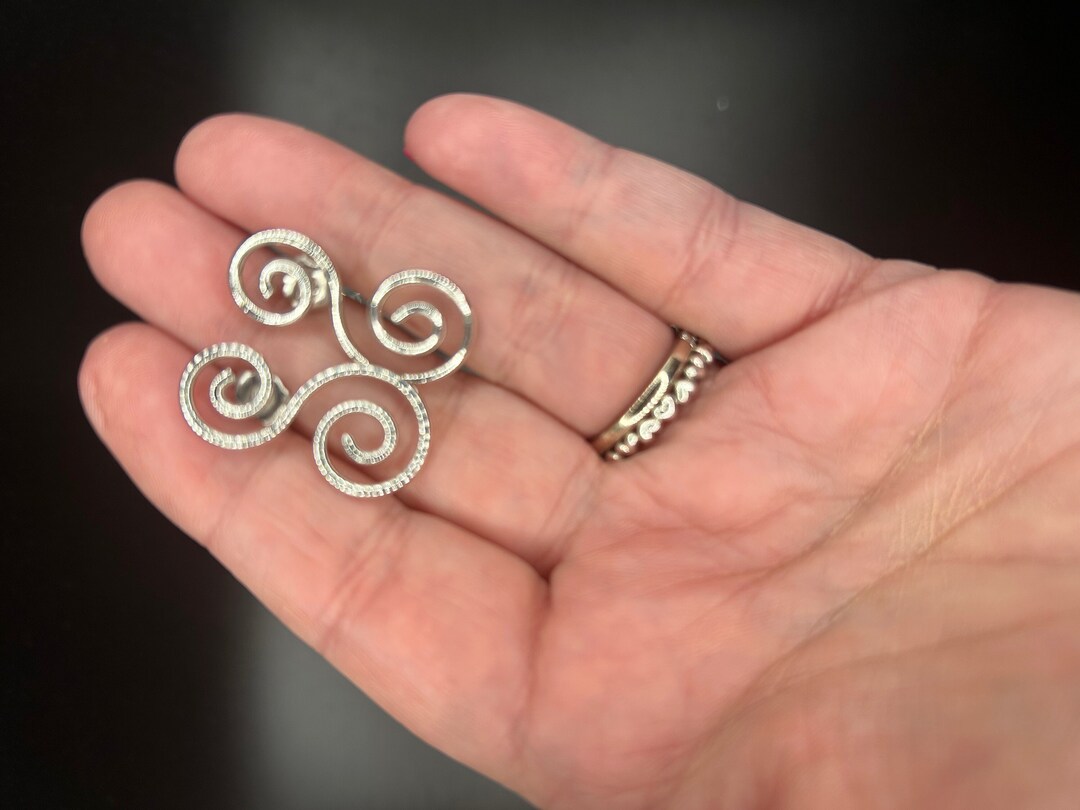 Avon 70’s Spun Swirls Pierced Earrings - Etsy