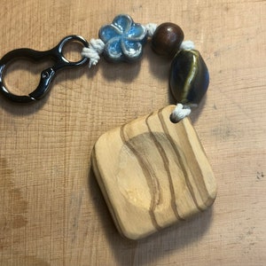 Wood Worry Stone Keychain Eco-friendly Stim Toy Hand Carved Olive Wood ...