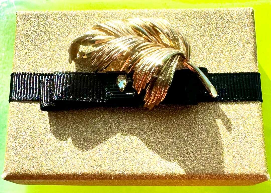 Grosse Brooch Made in Germany 1963 Stamp. Vibrant Gold. Vintage Mid ...