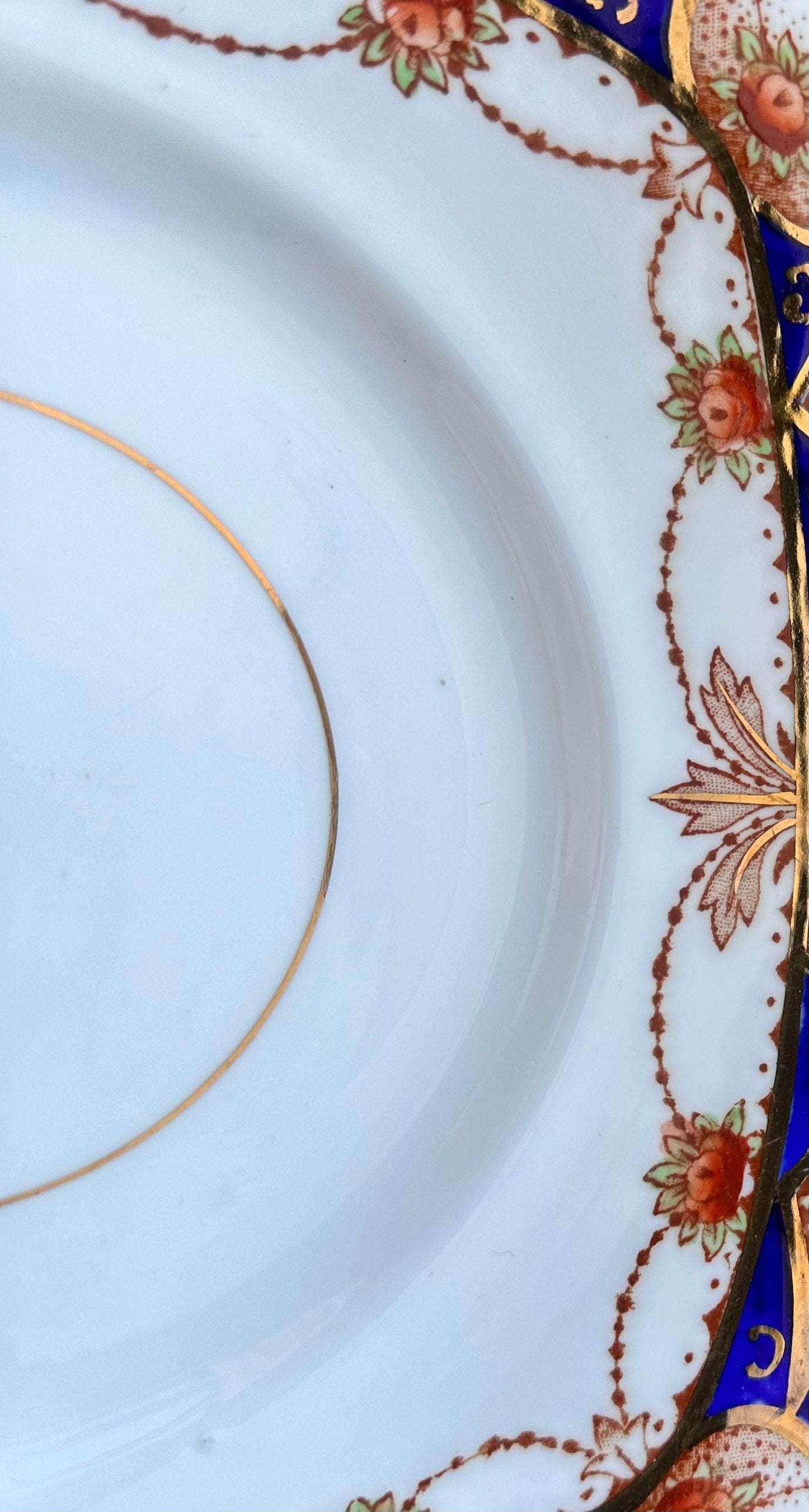 ESTATE CLEARANCE. Antique Vintage Roslyn EMARI Design R & Co Made in ...