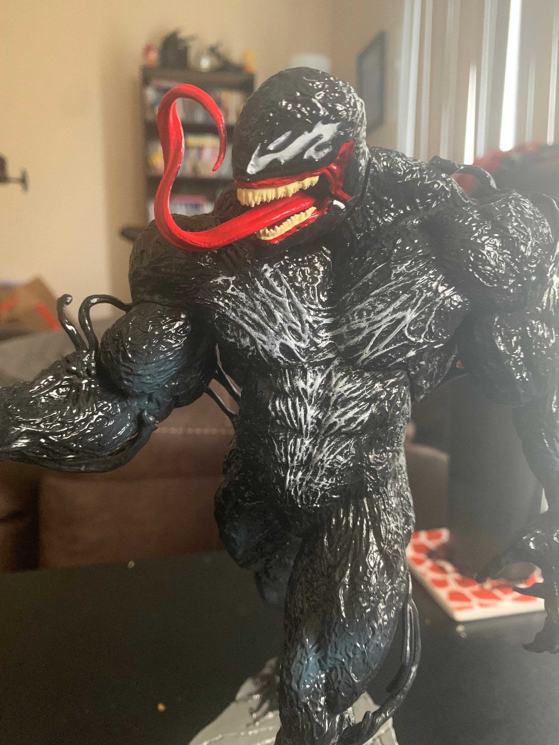 Marvel Venom Statue - Etsy